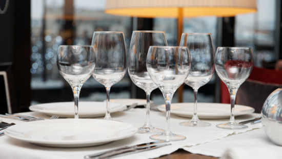 Undercounter Glasswasher and Glassware Dishmachines